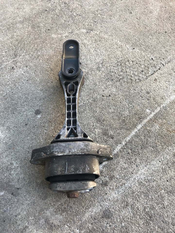 2000-2005 AUDI TT MK1 DOGBONE LOWER REAR ENGINE MOUNT OEM 🔥🚙 | eBay