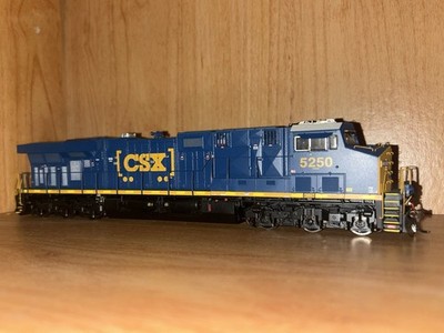 HO Scale Athearn Genesis CSX 5250 ES44DC DCC Ready | eBay