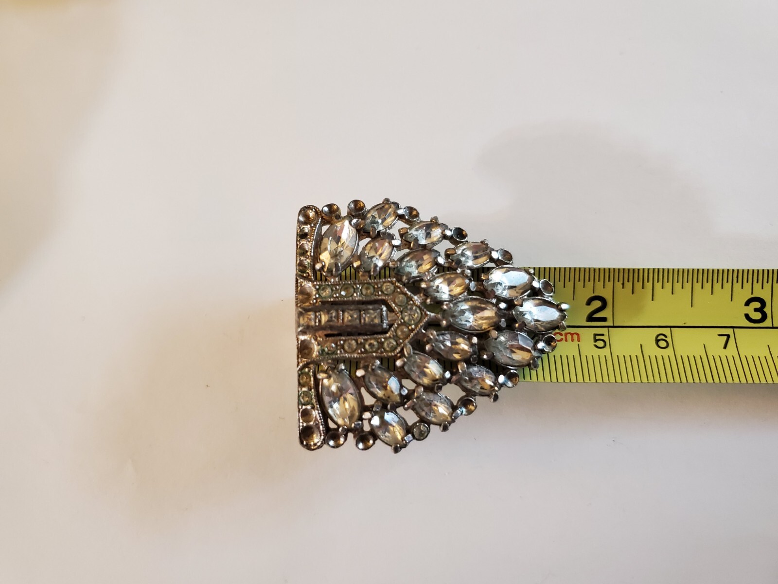 Two Vintage Art Deco Rhinestone Crest-Shaped Dress/Fu… - Gem