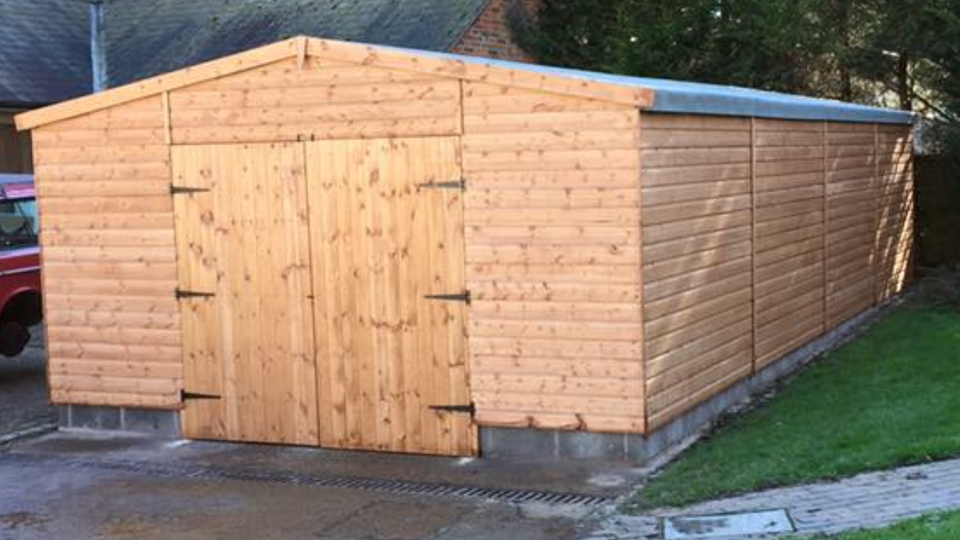 24ft Wooden Garage Workshop in 16mm Redwood T&G timber cladding ...