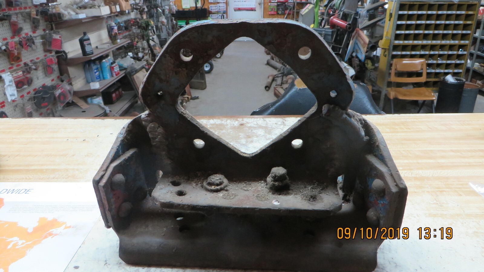 FORD 700,900,901, 2000,4000 4 CYL ROWCROP TRACTOR DRAWBAR REAR BRACKET ...