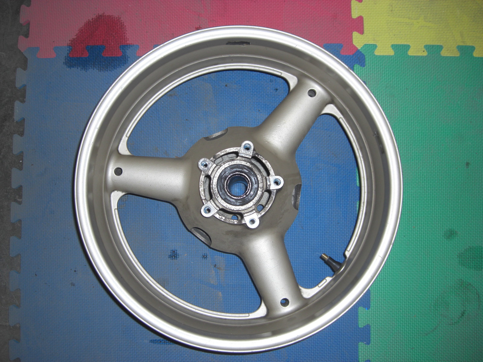 Rear wheel TL1000R TL1000 TLR TL 1000 TL1000S TLS hayabusa rim back ...