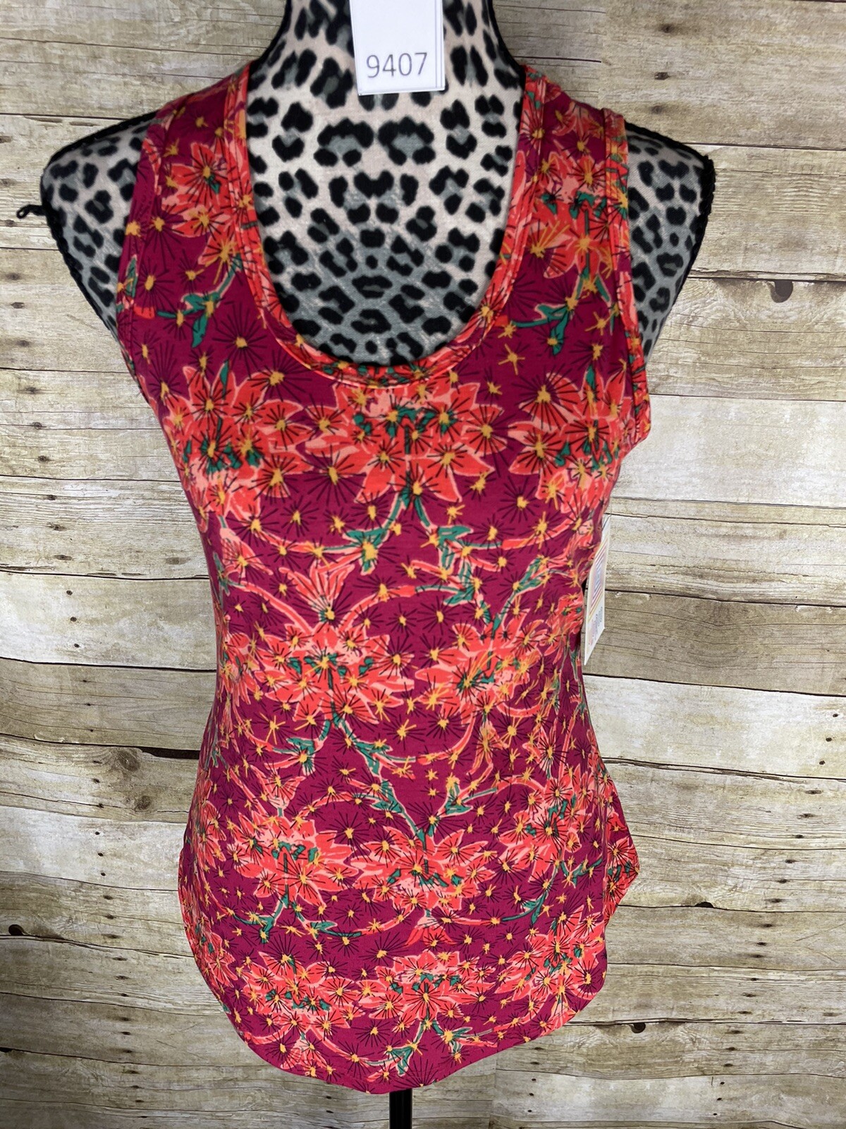 New with tags Lularoe Tank Top - Solid - size Small | eBay