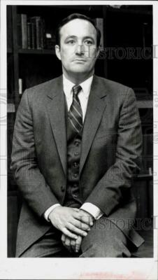 1982 Press Photo Frank Lowman, President Fourth National Bank ...