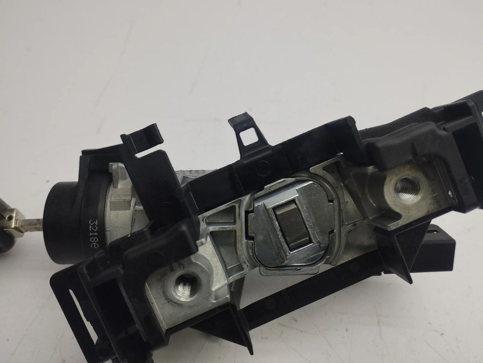 Volkswagen T-Roc 2018 Ignition Switch Lock Barrel Key 5Q1905865 ...