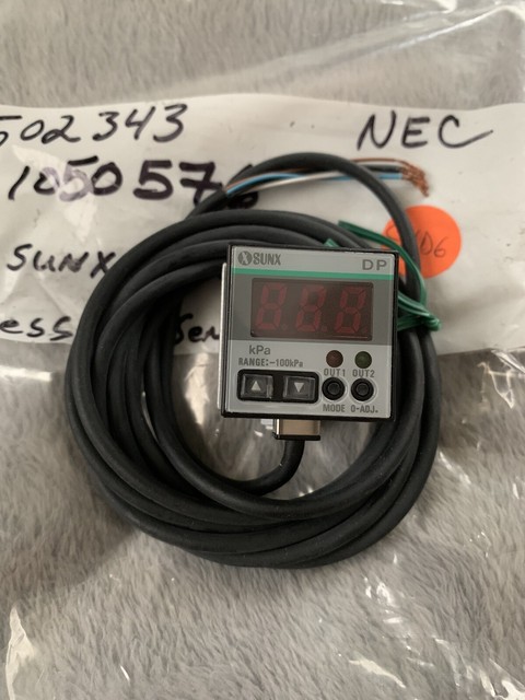 Sunx Digital Pressure Sensor Dp-20 DP20 24 VDC for sale online | eBay
