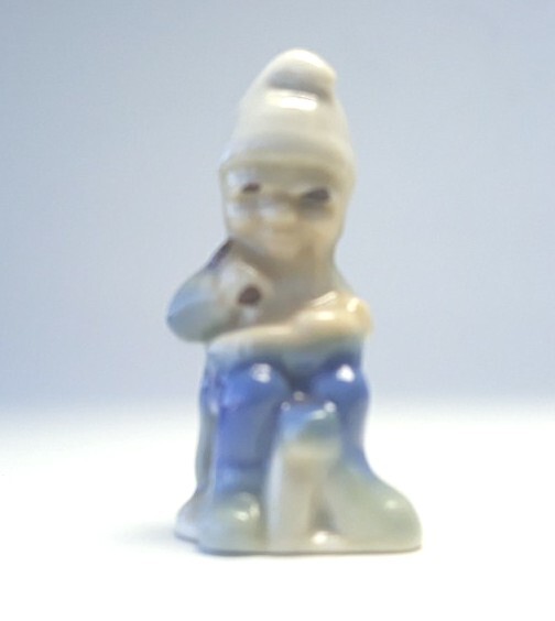 Wade Miniature Whimsies Lucky Leprechaun Ireland Porcelain Figurine 1 ...