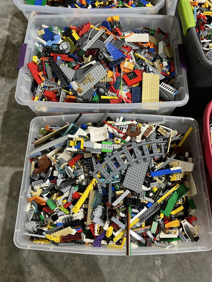 LEGO Bulk Lot of 7 Pounds Bricks Parts Weapons and Pieces Clean Genuine ...
