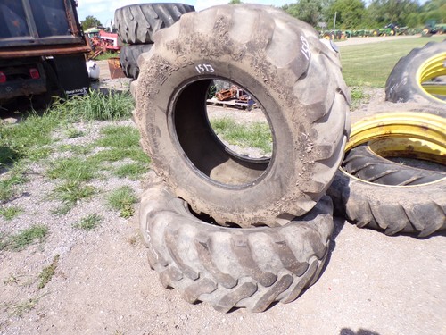 Case 580K Tractor Tires, 2 19.5Lx24 Goodyear USed Rear Backhoe Tires ...