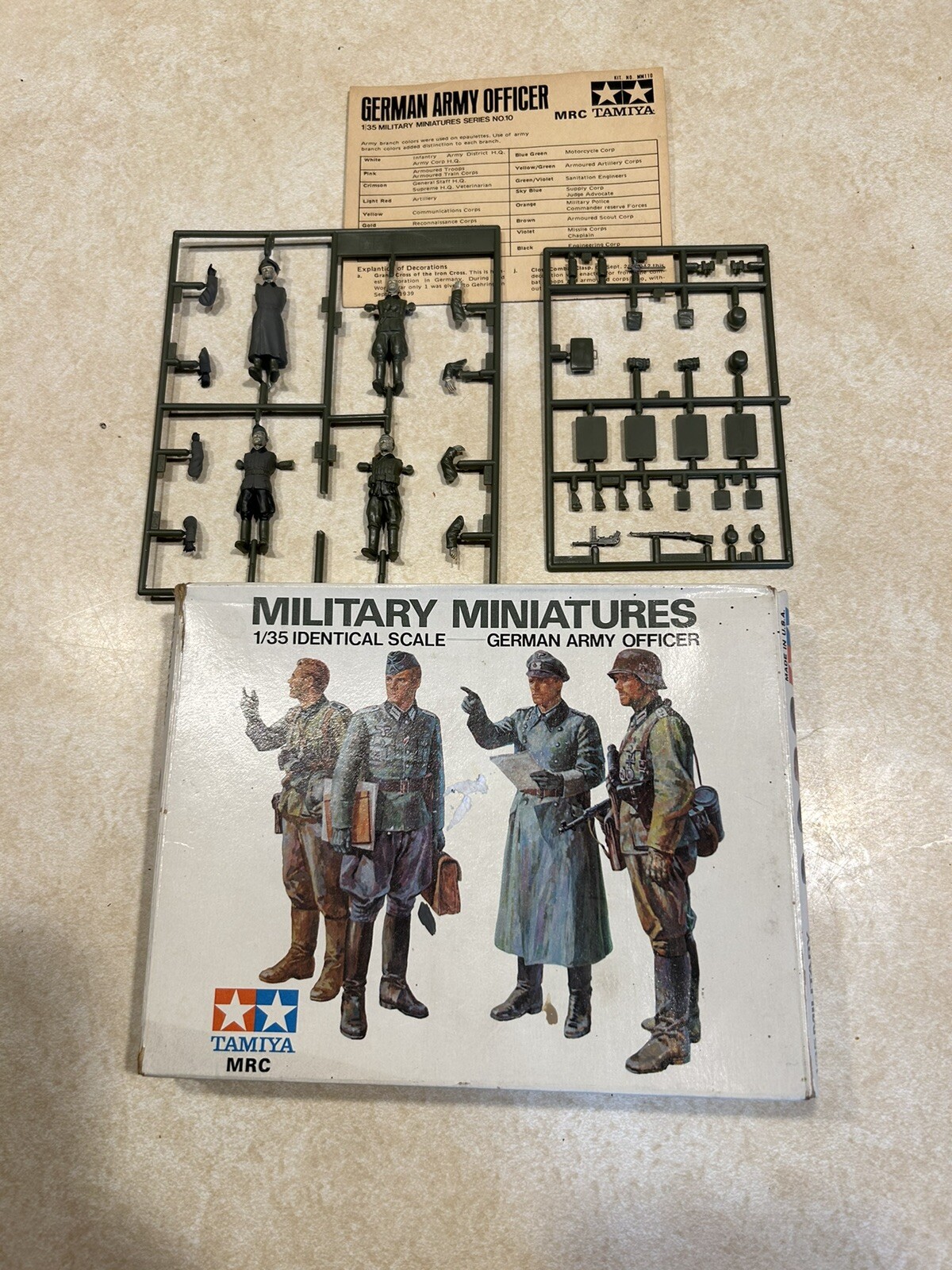 Tamiya Military Miniatures German Army Officer 1/35 Plastic Model Kit ...