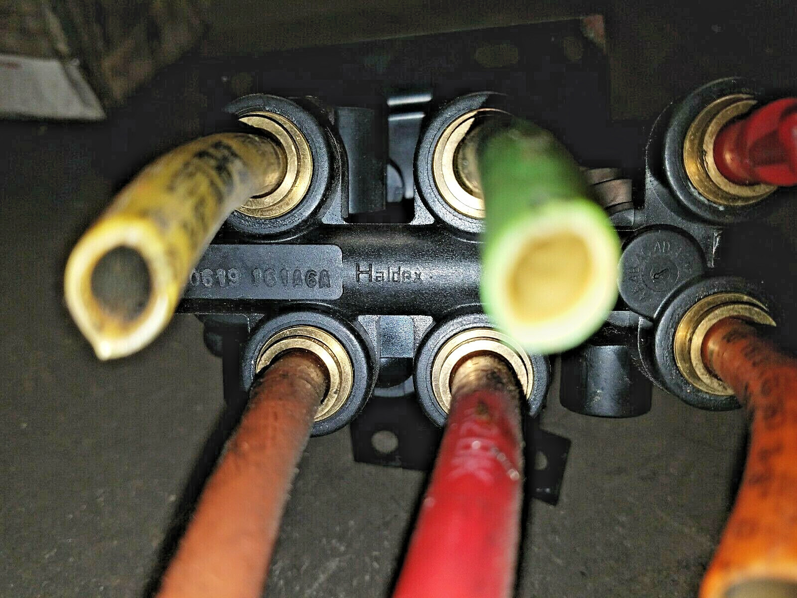 HALDEX DUAL MANIFOLD DASH VALVE KN20619 | eBay