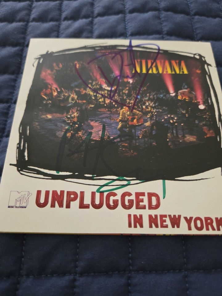 Nirvana Dave Grohl And Pat Smear Signed Nirvana UNPLUGGED Cd Cover 100 ...