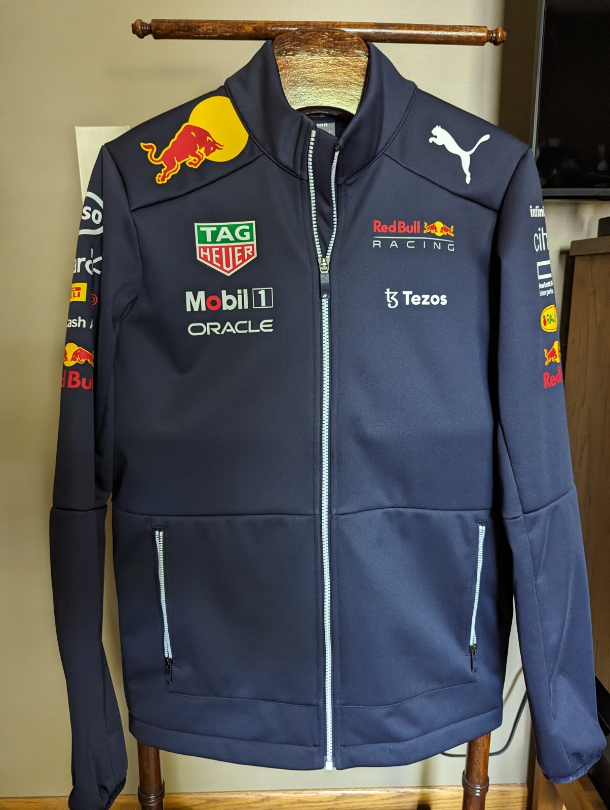 Oracle Red Bull Racing 2022 Team Softshell Jacket - S… - Gem