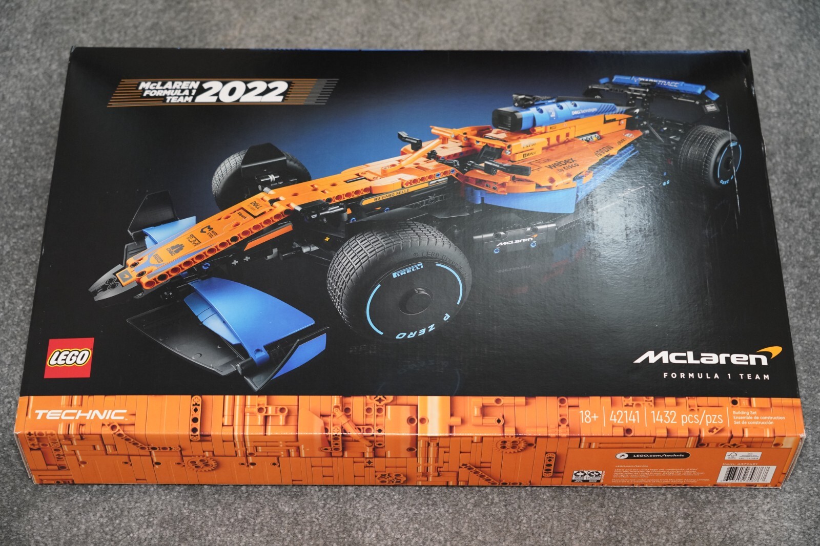New & Sealed! LEGO 42141 Technic McLaren Formula 1 Team 2022 Set