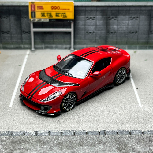 1:64 Superfast 812C Red Alloy Diecast Model Car - Limited Collector's ...