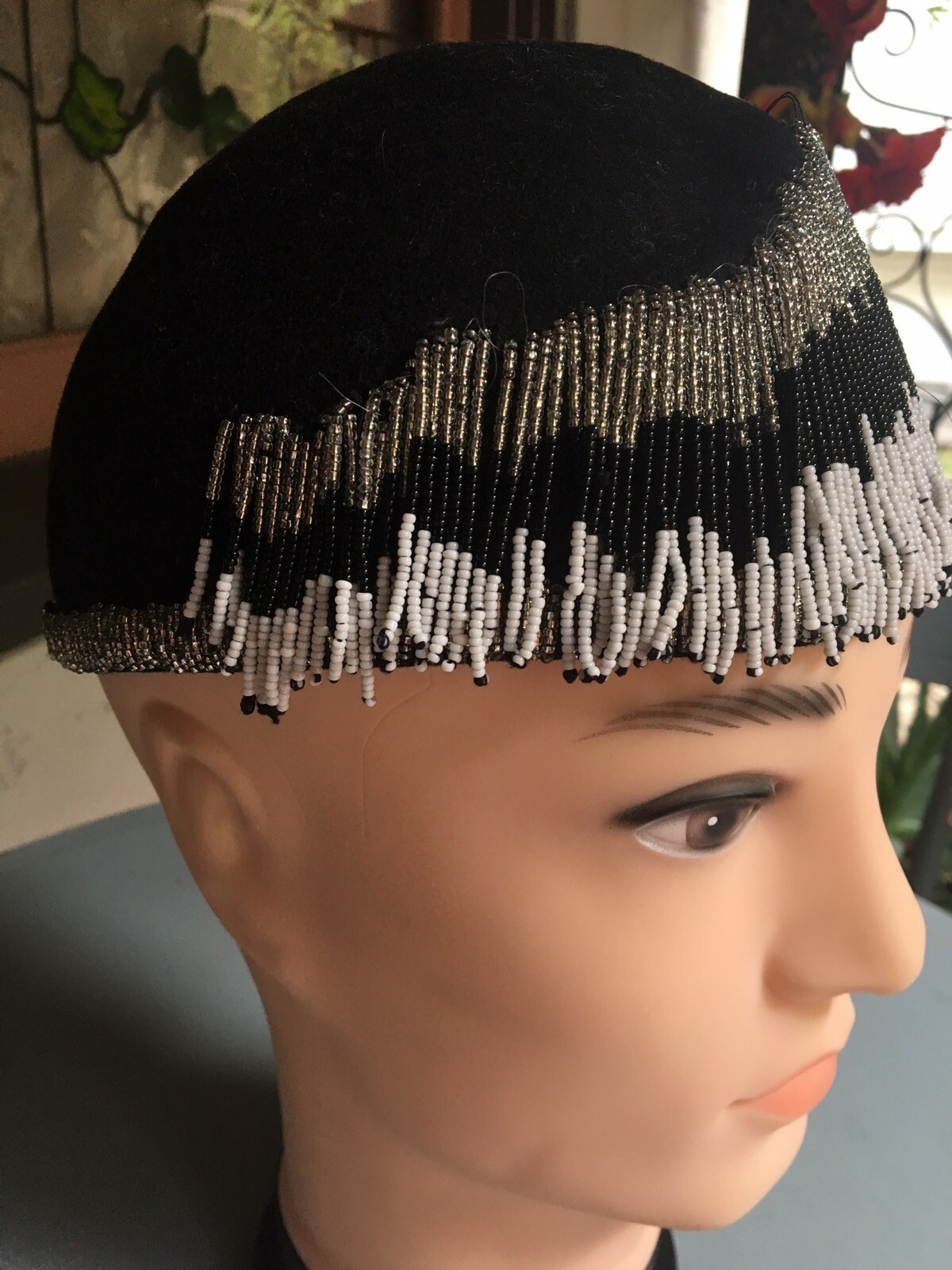 ART DECO BEADED SKULL CAP Hat Black White Beads 1920s Flapper-Cleopatra ...
