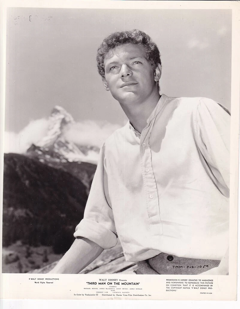 James Macarthur