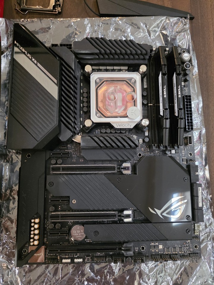 ASUS Maximus XII HERO Z490, I9 10900KF D2D , 32GB 4000Mhz CL16 Samsung ...