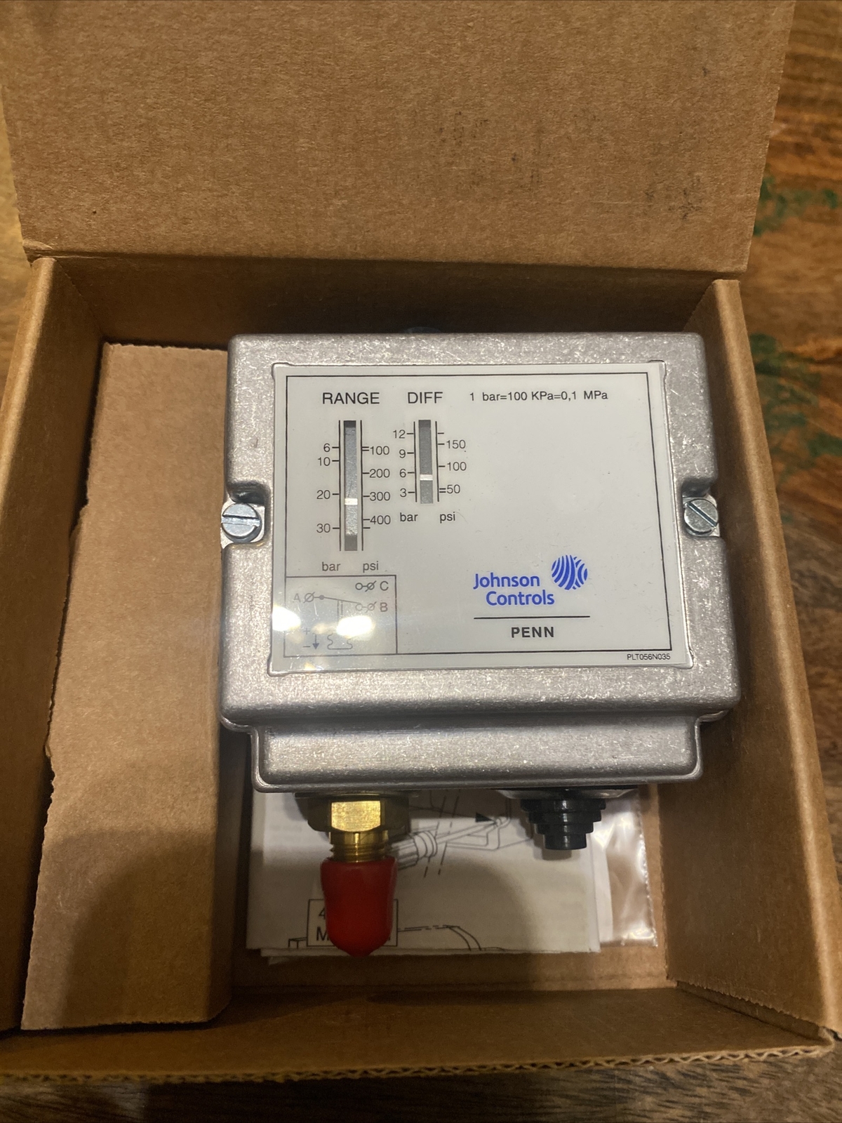 Johnson Controls P77aaa-9350 Low Pressure Switch P78plm-9350 for sale ...