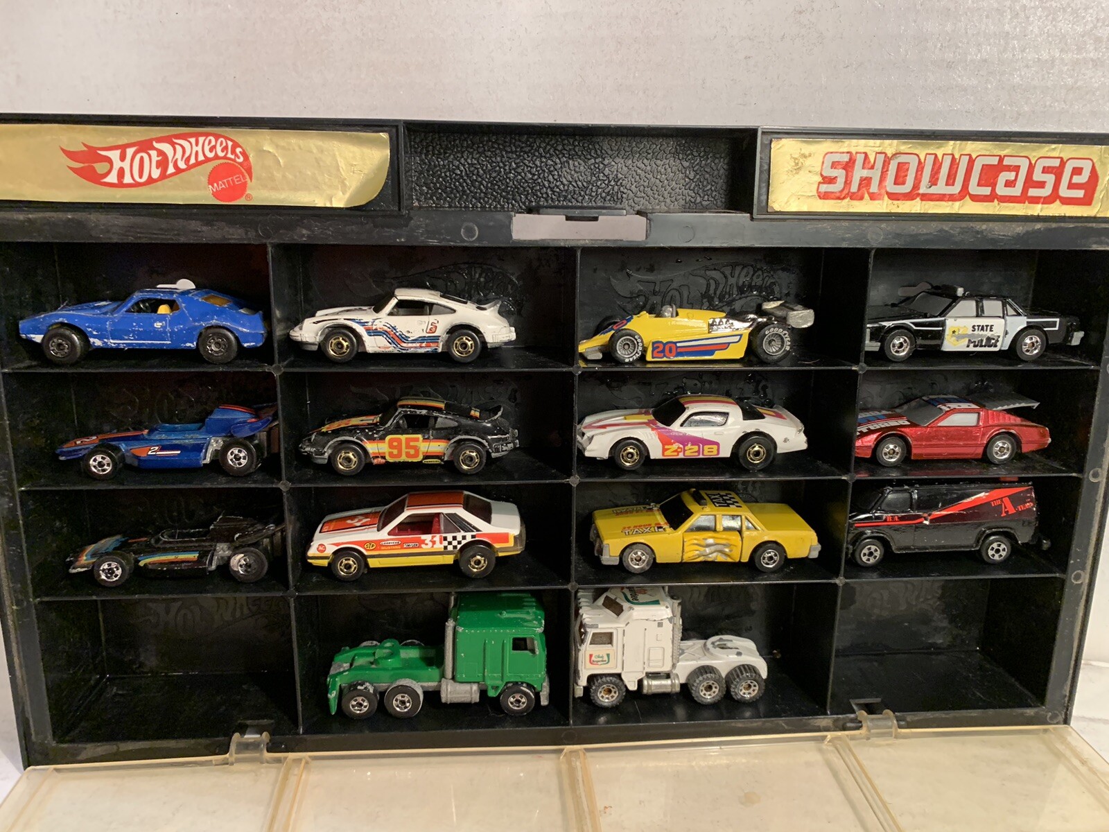 Vintage Hot Wheels Showcase (1981) Wall Mount Display W/14 Cars/Trucks ...