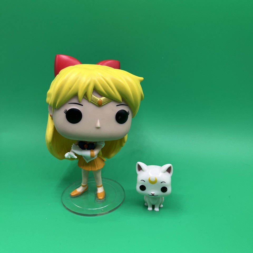 Funko POP! Animation Sailor Moon Sailor Venus with Artemis Vinyl Figure ...