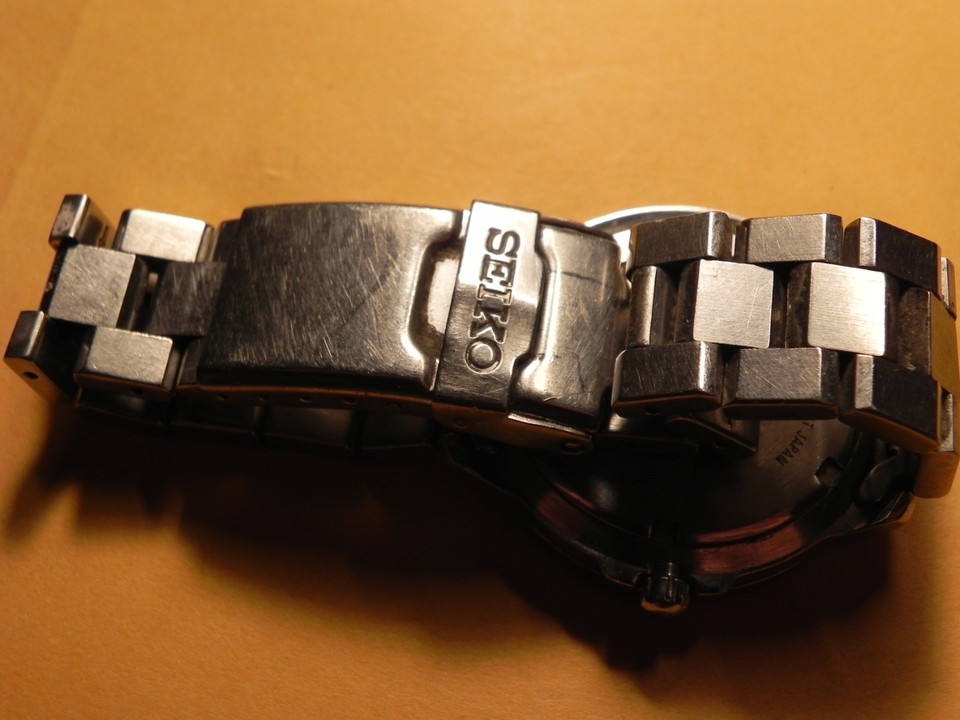 Mens Pre Owned Seiko 39mm 100M 7N42-8219 A4 Sapphire Crystal Wrist ...