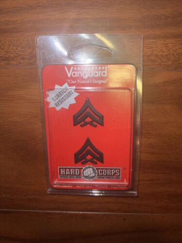 VANGUARD INSIGNIA MILITARY PINS pinbacks nib box hard corps black ...