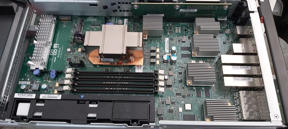 NetApp 111-02493+B1 Filer Storage Controller #3 UPS SHIPPING! | eBay