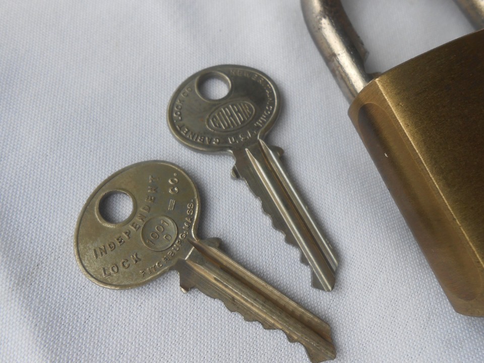 Antique Independent Lock Co Ordinance Department USA Military Padlock w ...