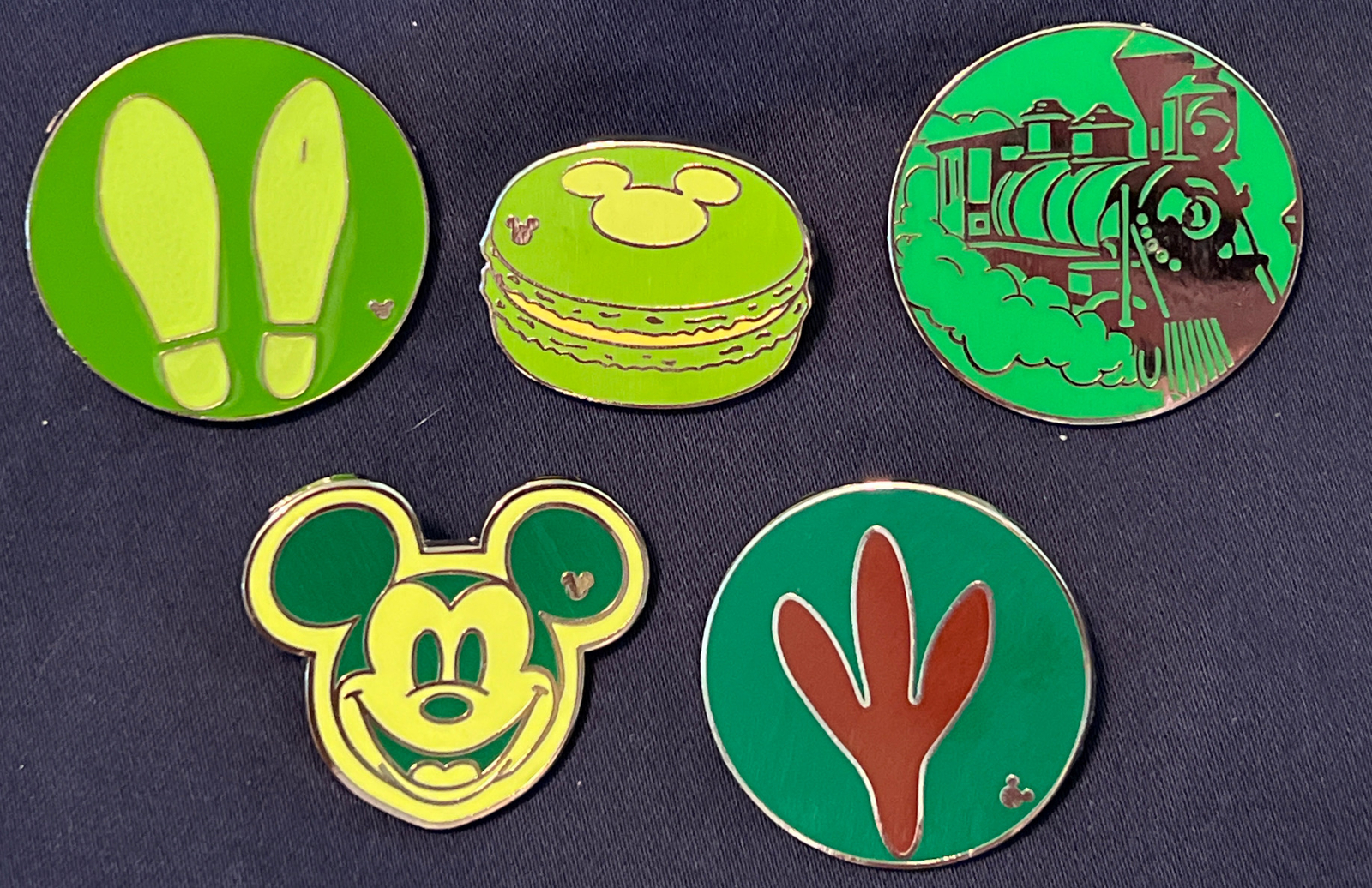 10 Disney Trading Pins As Pictured Tiana Pie Pascal Tigger Mike Train ...