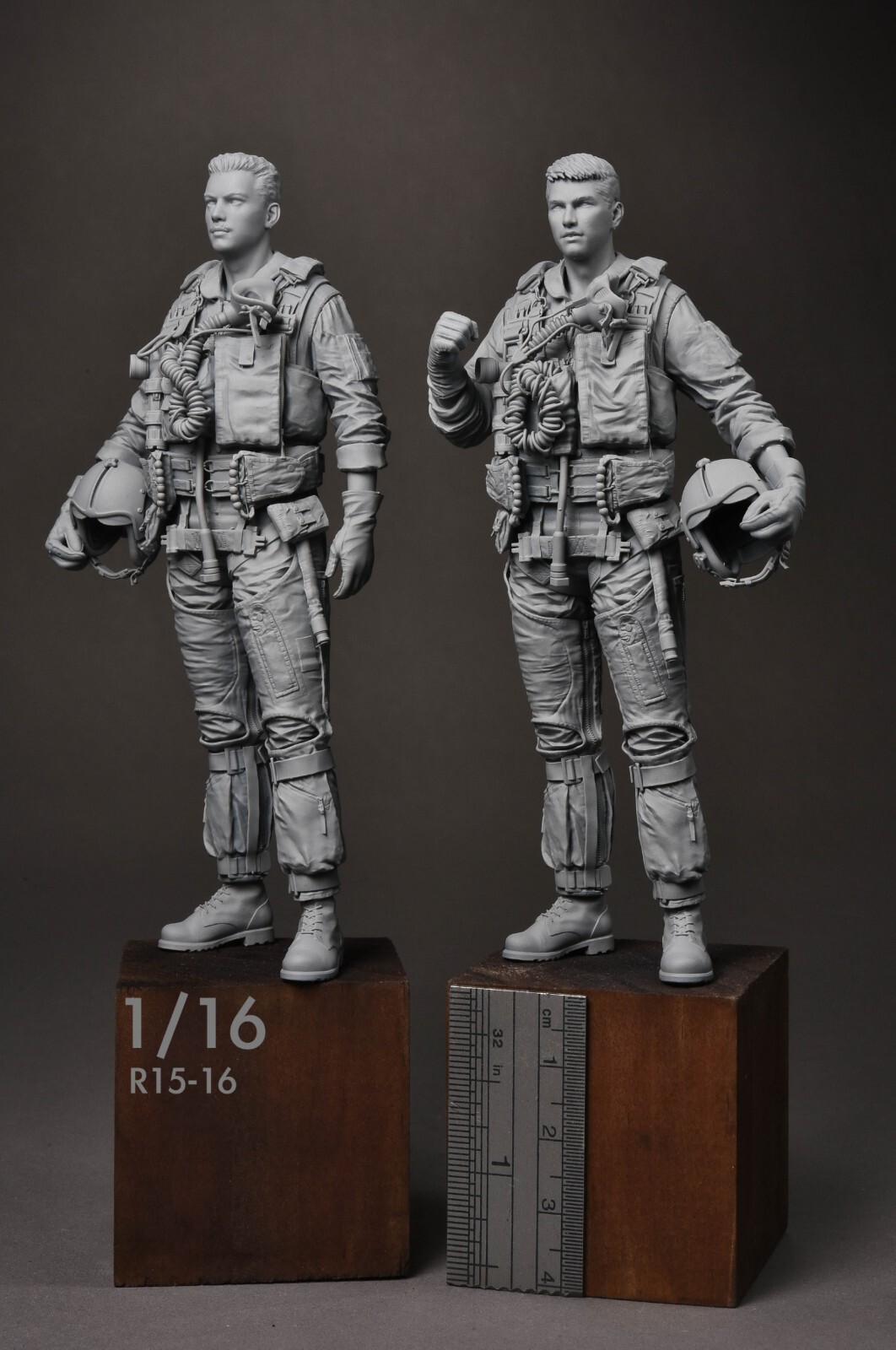1/16 1980's USN U.S. NAVY F-14 PILOTS DUO unpainted R15-16 by R2 ...