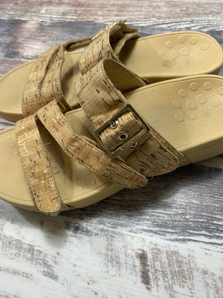 Vionic Rio Wedge Sandals Size 8 Cork Top Chip On Heel Pictured | eBay