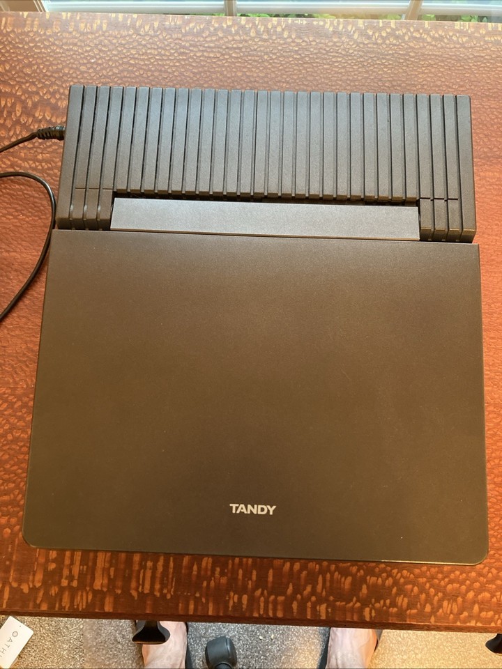 RARE Vintage TANDY 2800 HD Laptop Computer, Powers On, With Manuals ...