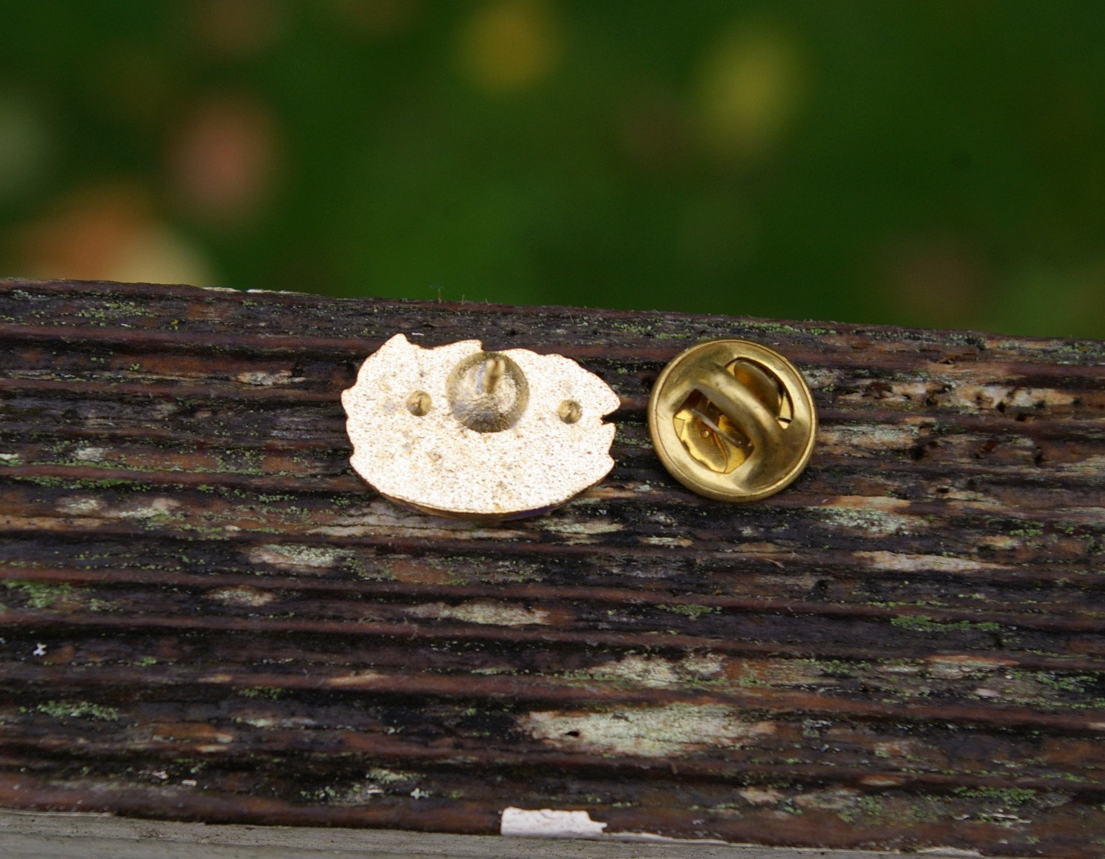 British Columbia Gold Tone Metal Enamel Lapel Pin Pinback Flowers ...