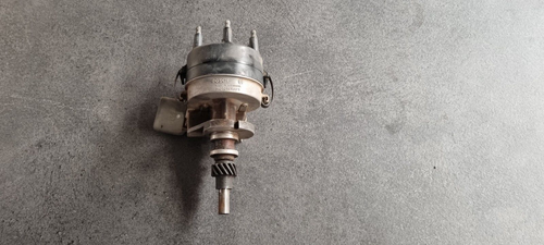 Ford Falcon Genuine XF 6 Cyl Bosch Distributor sedan ute wagon van ...