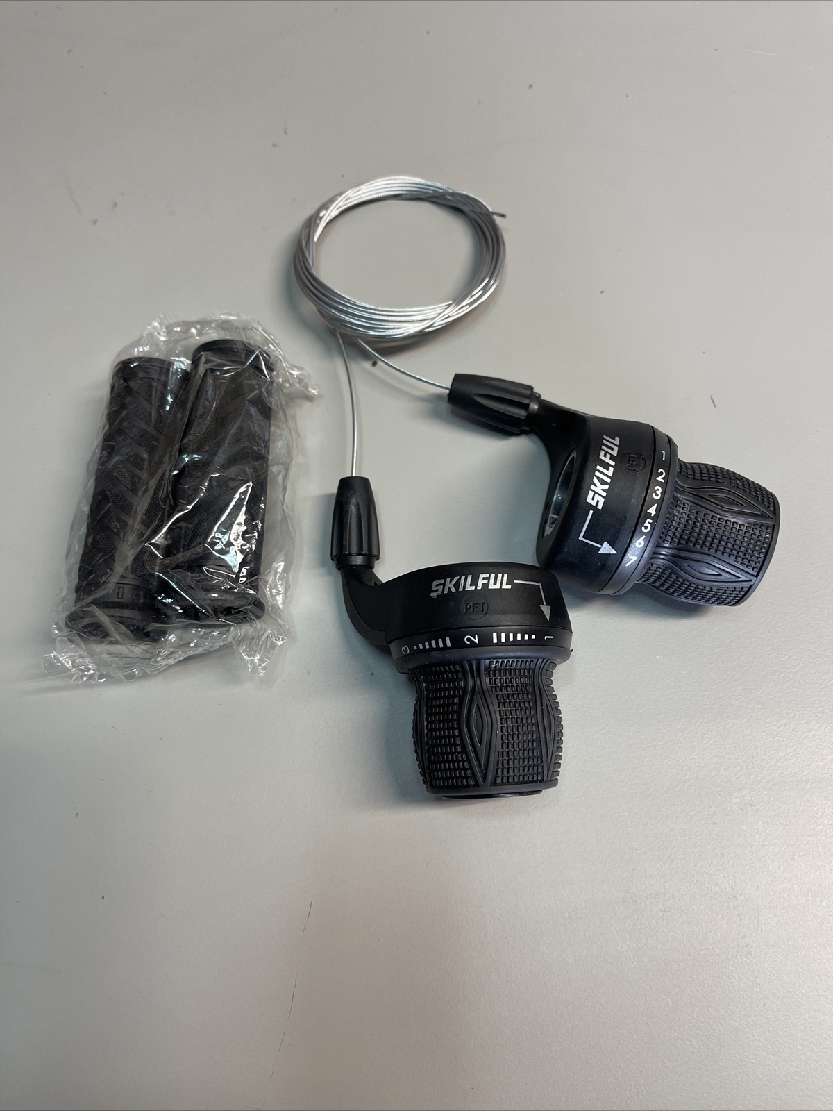 Bicycle 21 Speed Shifter Twist Shifter Lever 3 x 7 Speed Grip Shift ...