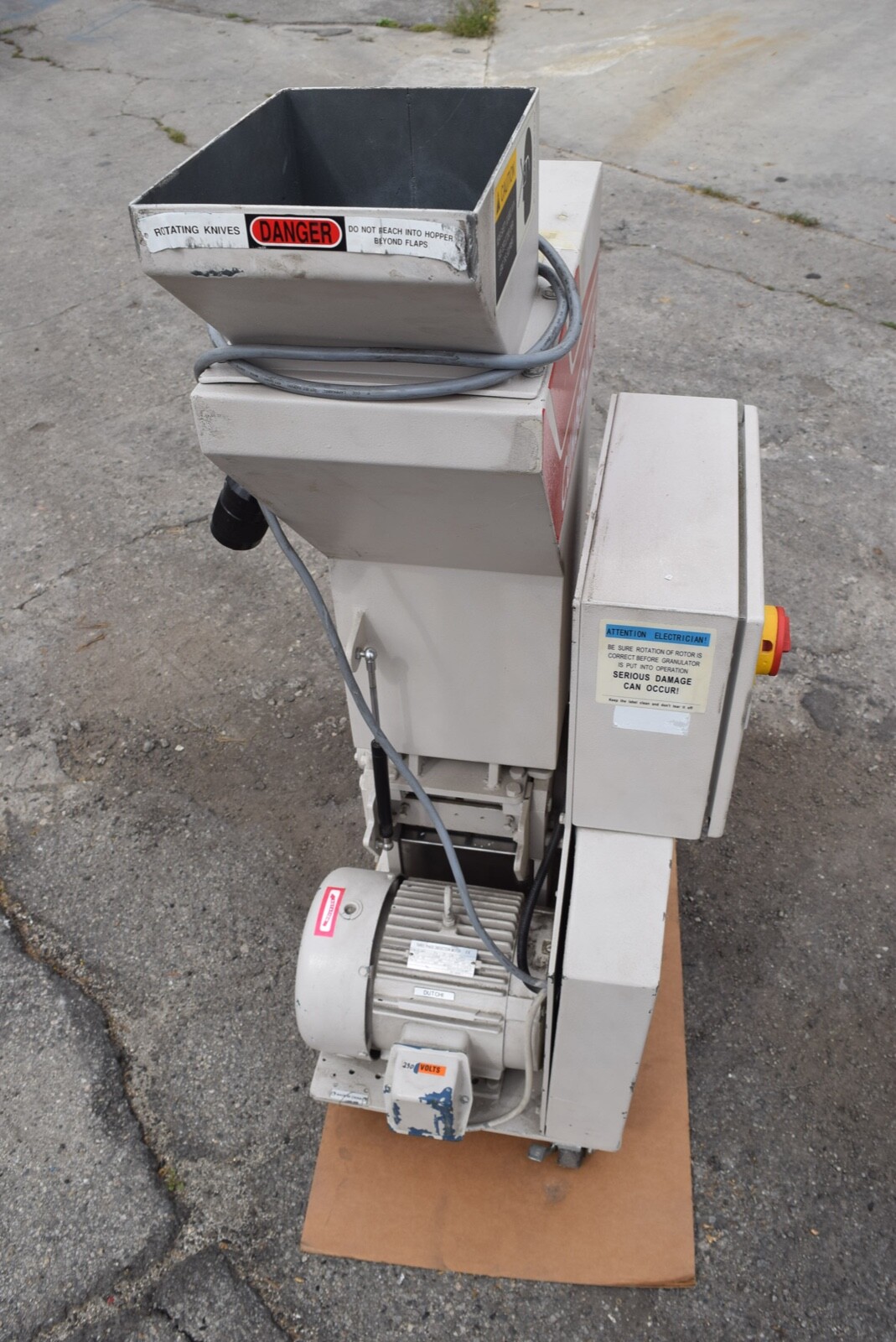 Cumberland Destruction Paper Disintegrator Shredder Security Plastic ...