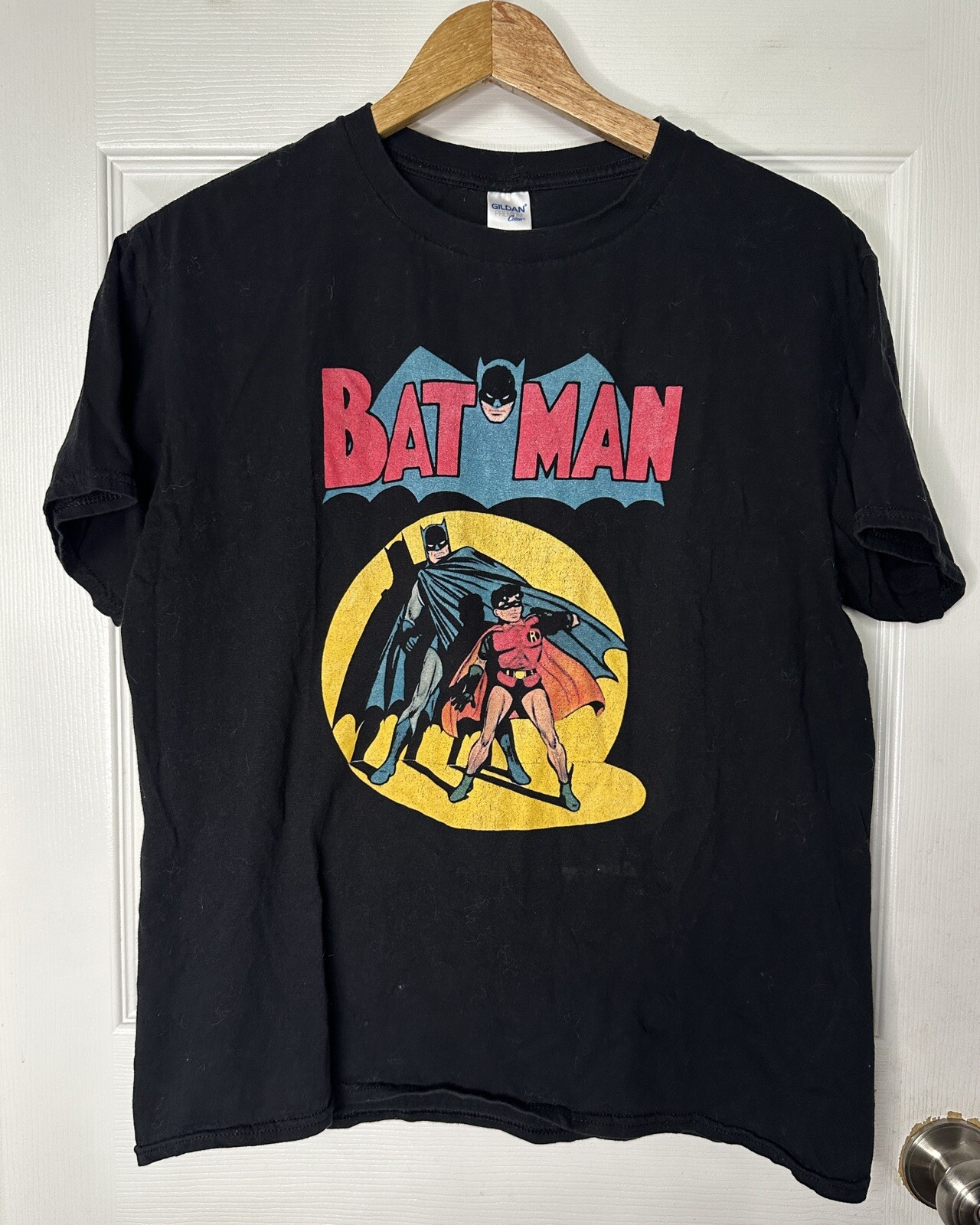 Vintage Batman and Robin Retro Spotlight T-Shirt Blac… - Gem