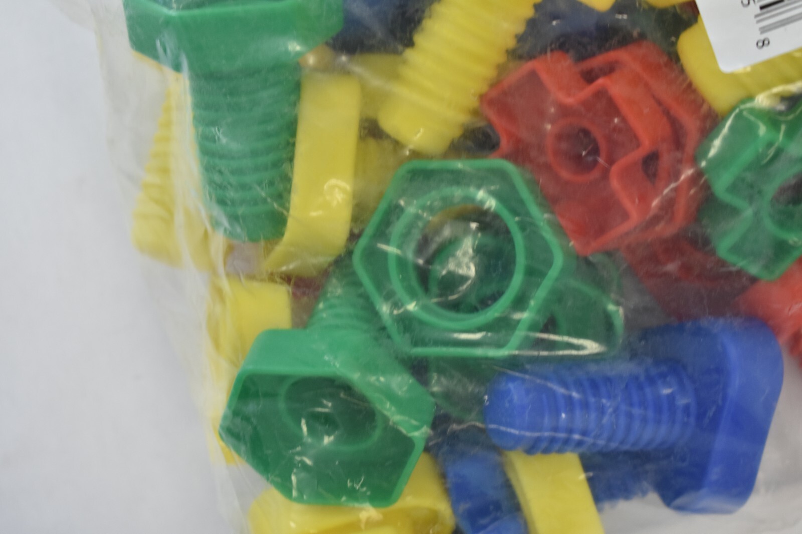 School Specialty 520848 Skill Building Nuts and Bolts Set Plastic ...