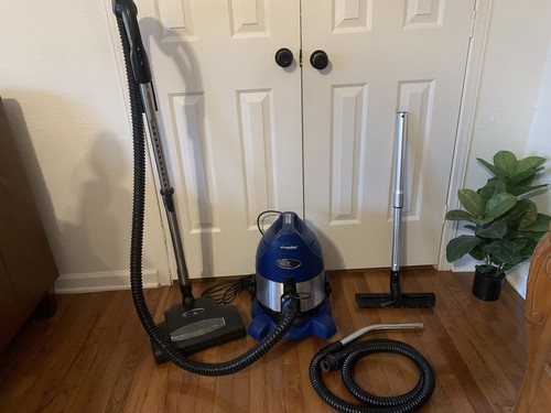 Ocean Blue Vacuum Cleaner With Bagless Water Filtration System. | eBay