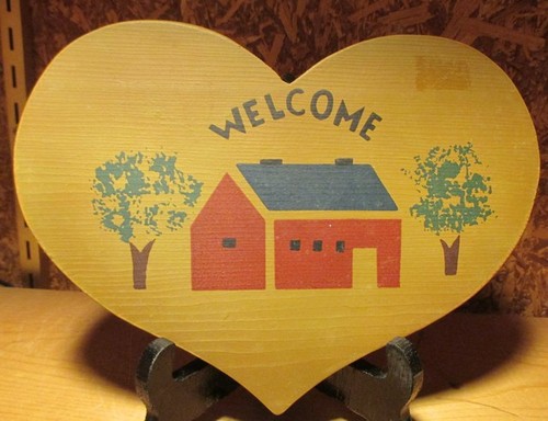 Vintage Pennsylvania Dutch Wood Heart-Shaped Welcome Wall Hanging, Red ...