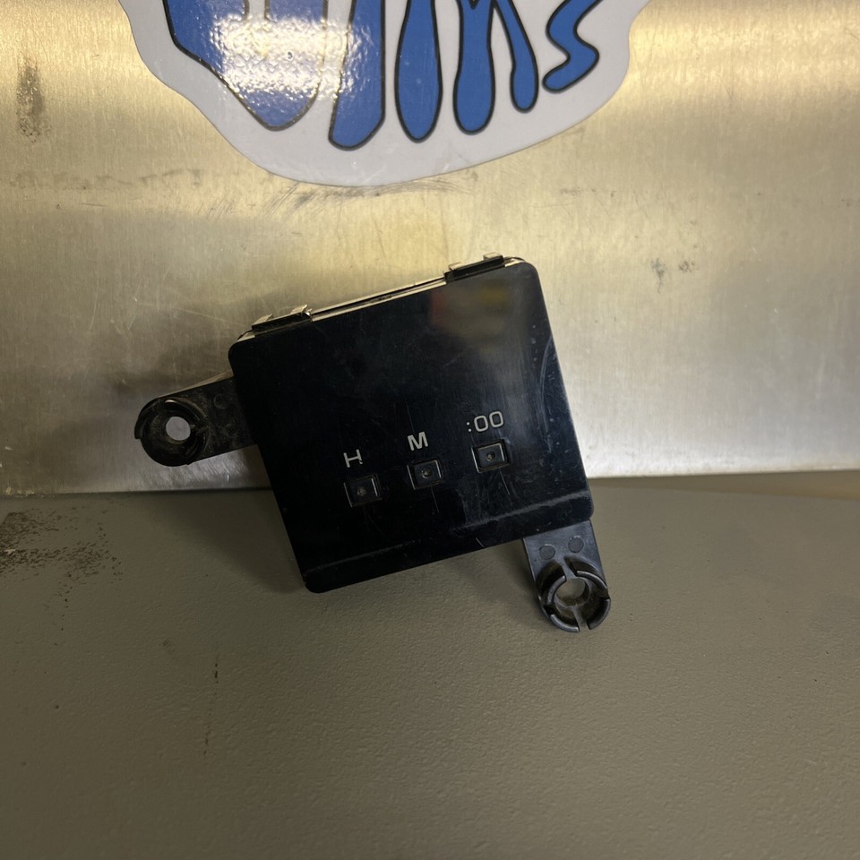 1989-1994 Toyota Pickup 1990-1995 4Runner Dash Jeco Clock Digital OEM ...