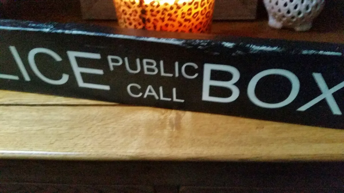 Tardis Police Public Call Box