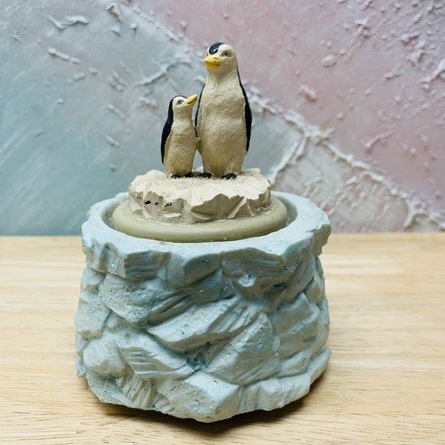 VTG Two Penguins Music Box Used Christmas Music Box | eBay