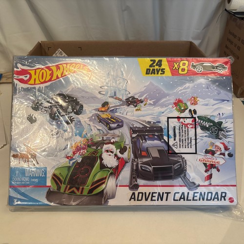 2020 Hot Wheels Advent Calendar 24 Days Holiday Surprise With Cars ...