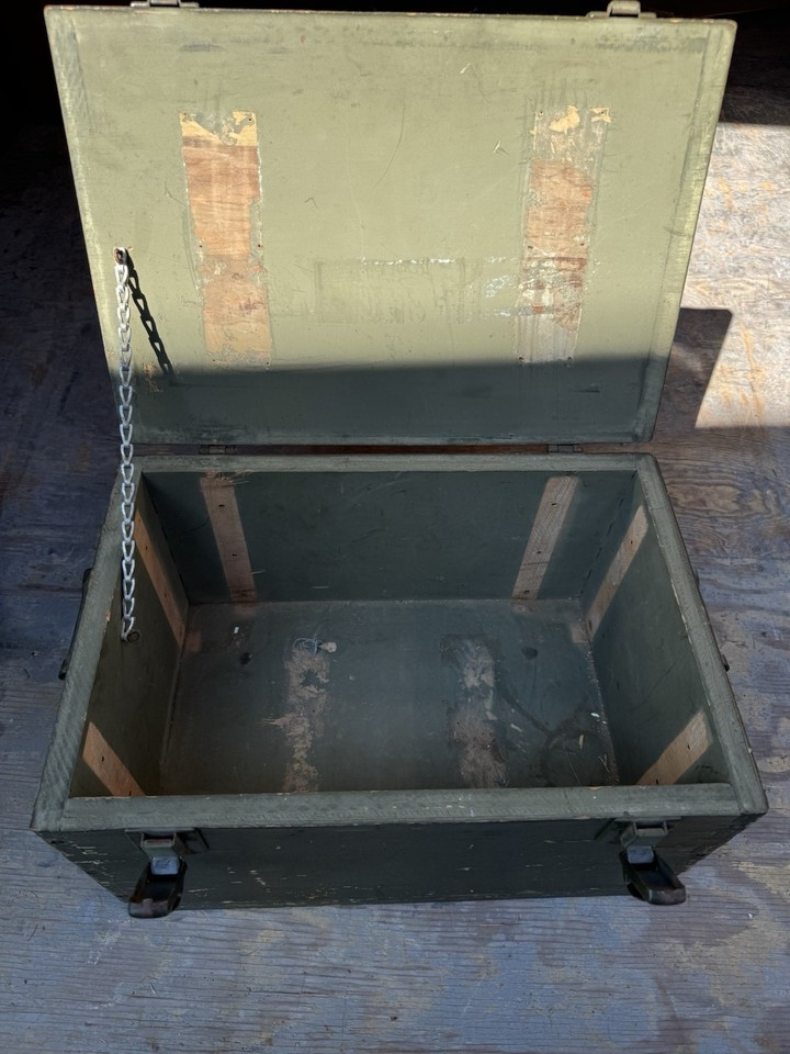 WWII U.S. Army Signal Corps Chest CH-158 – Vintage Military Storage ...