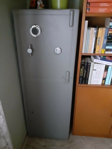 Cassaforte Meccanica DUTO 50x50x140 cm a combinazione numerica, come ...