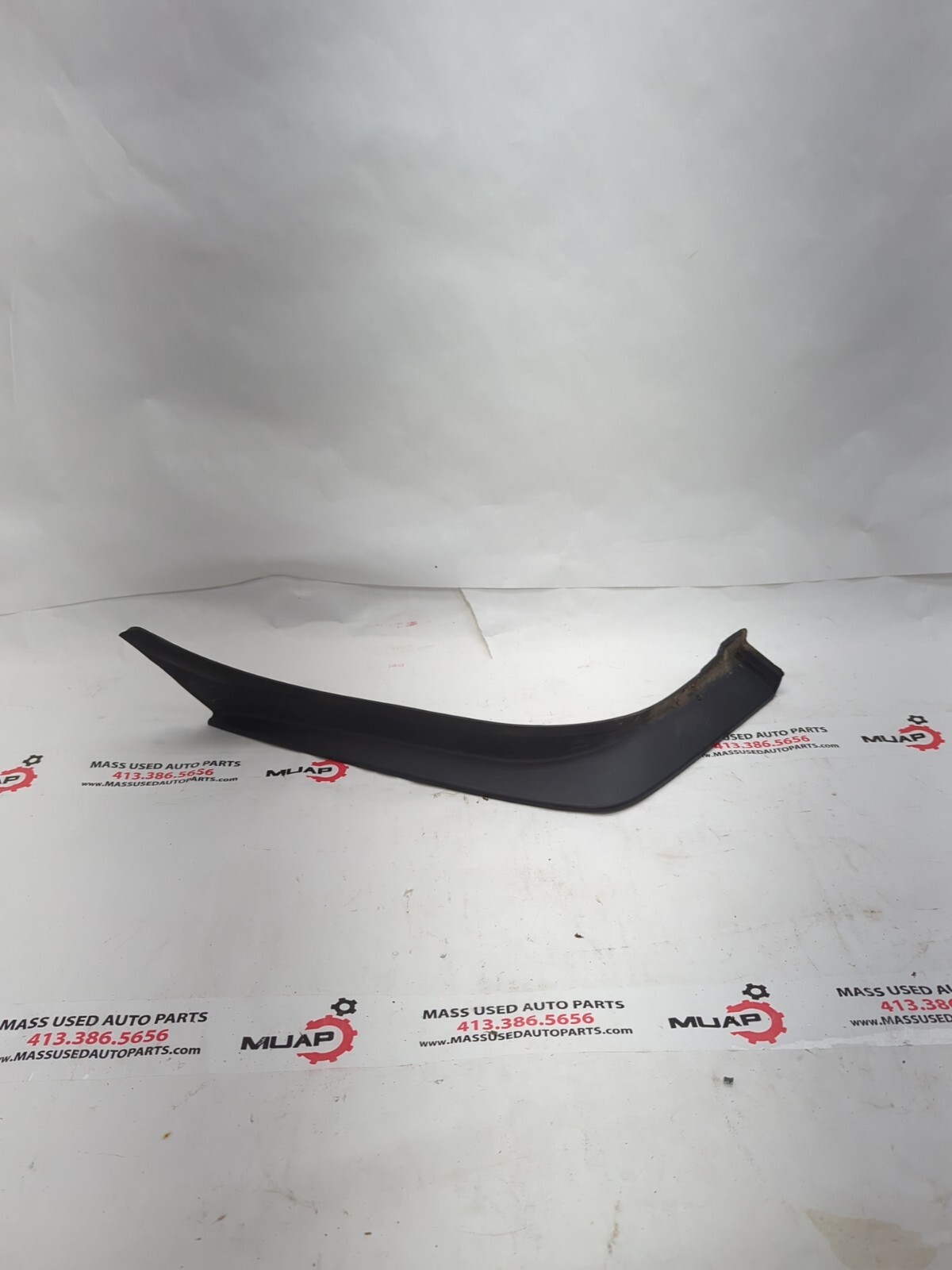 2013-2018 Cadillac ATS Taillight Tail Light Lamp Rear Finish Molding ...