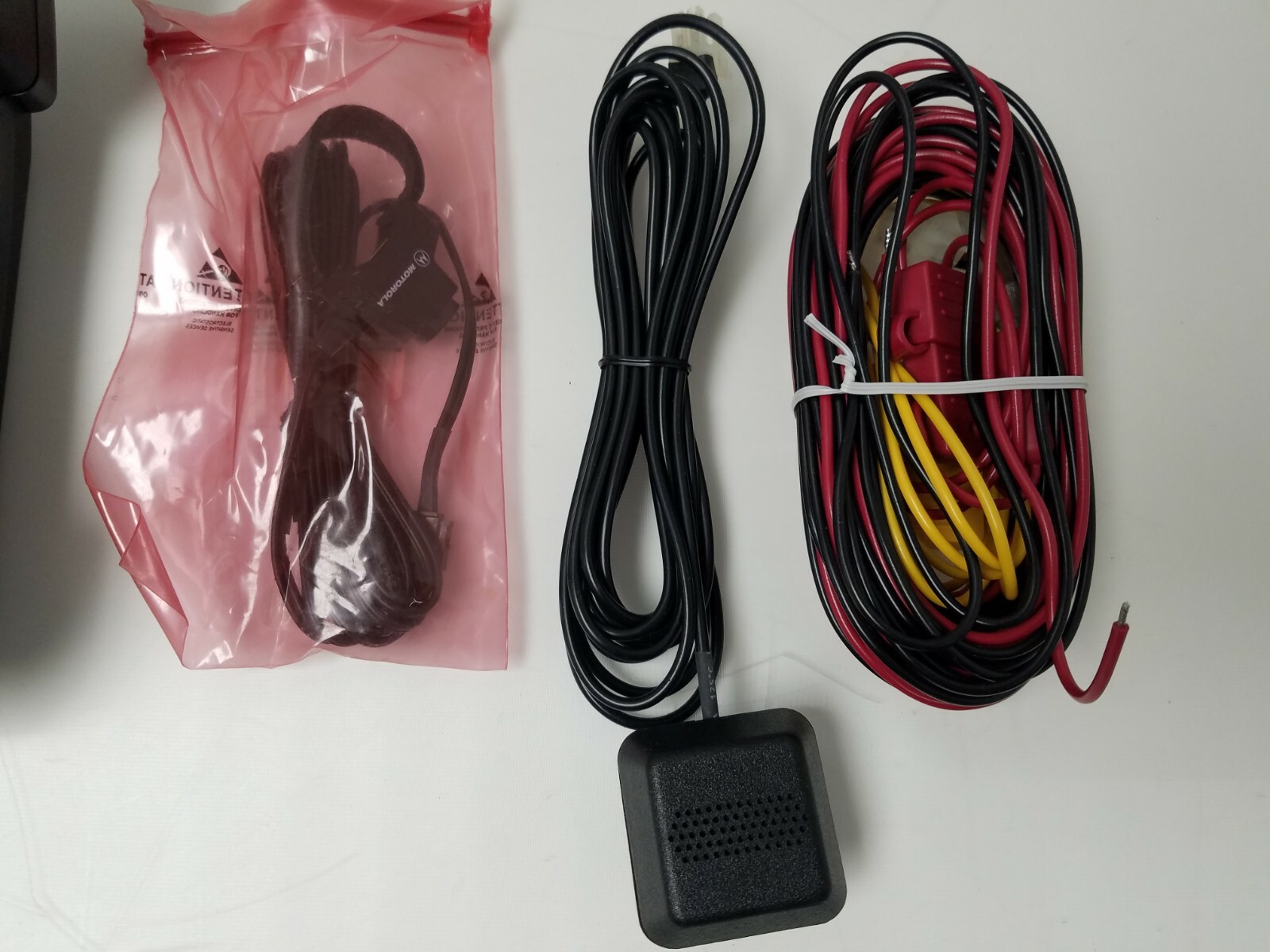 Motorola XTVA Convertacom XTS Vehicular Adapter Ntn8561 With Speaker ...