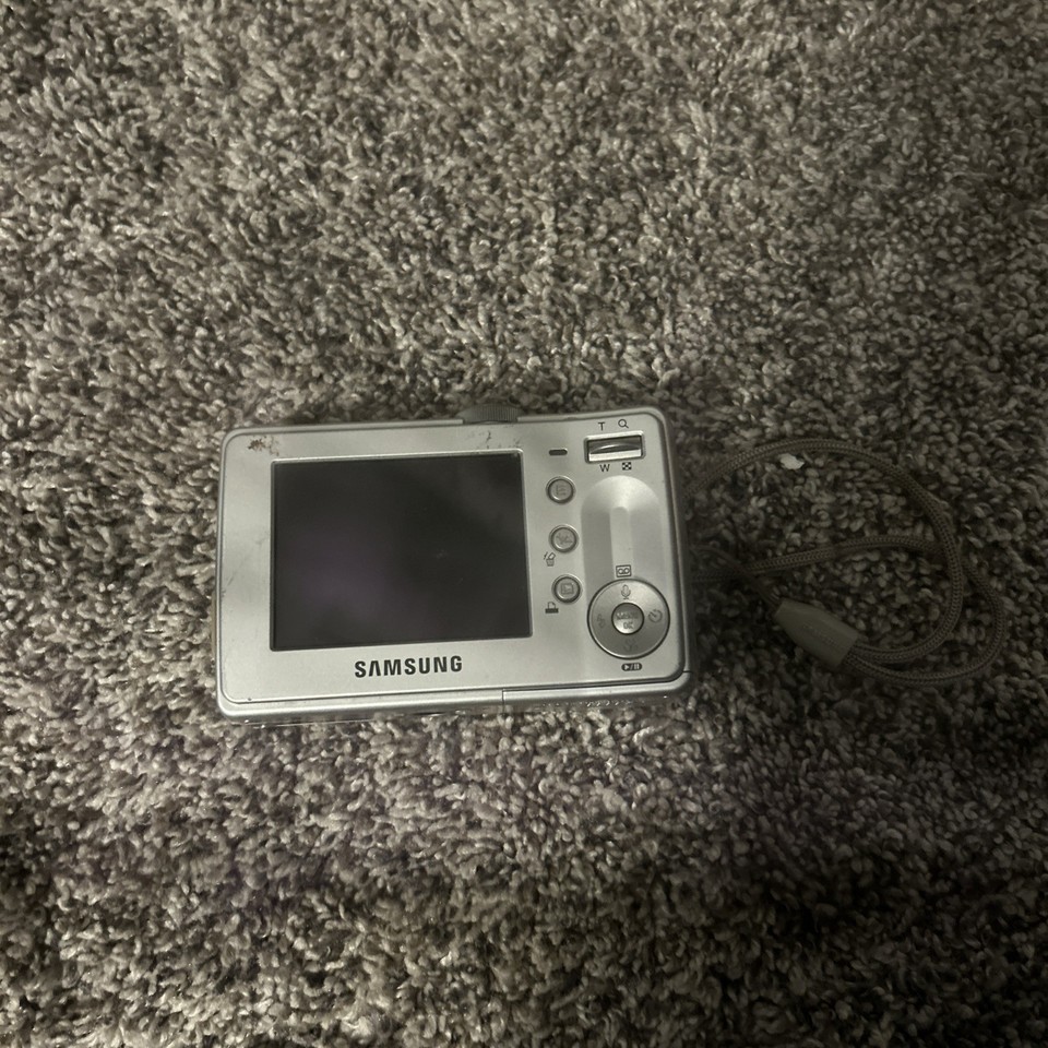 Samsung S630 6MP Silver Compact Digital Camera Silver | eBay